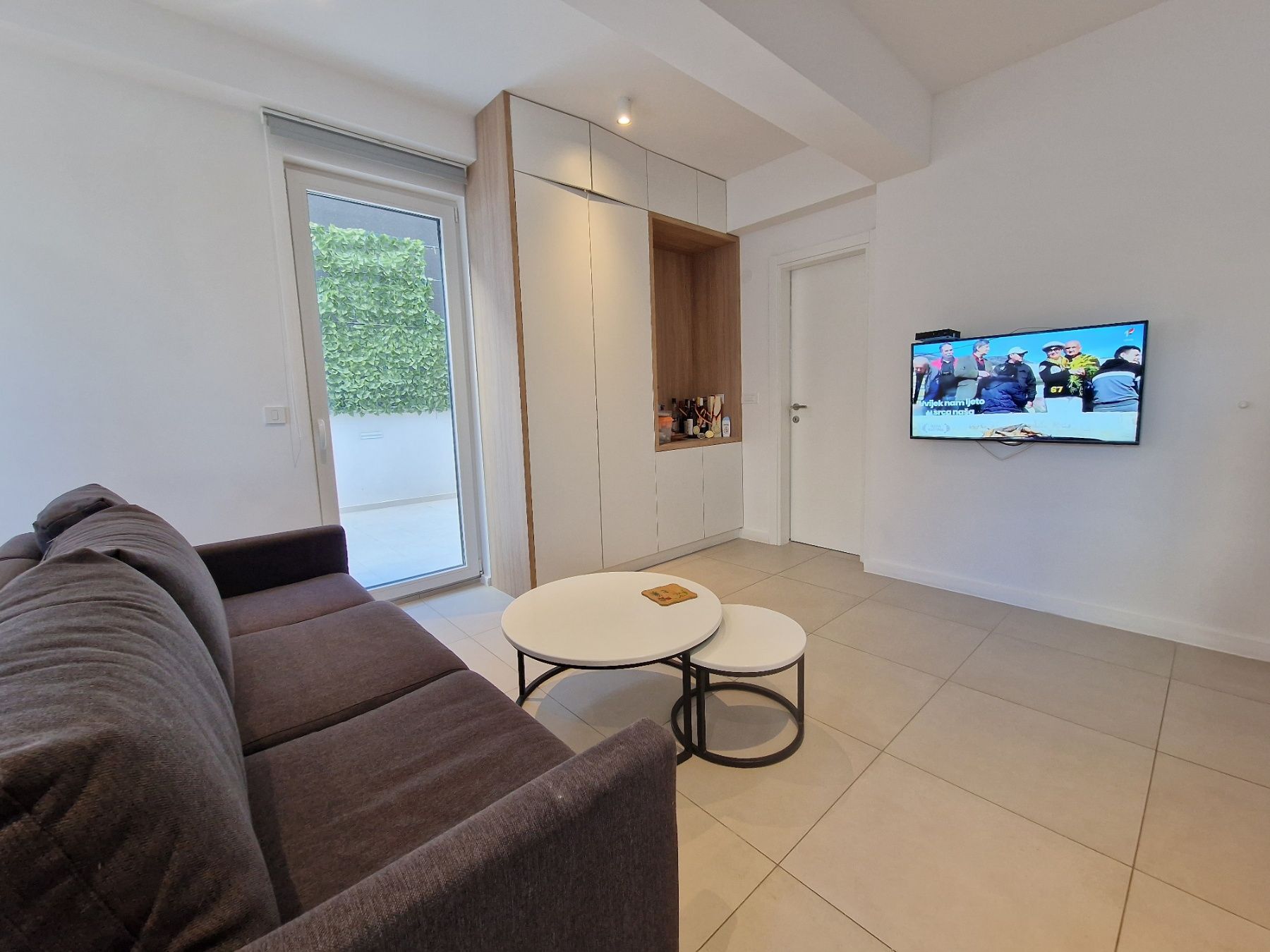 Modern furnished studio apartment 40m2, Becici